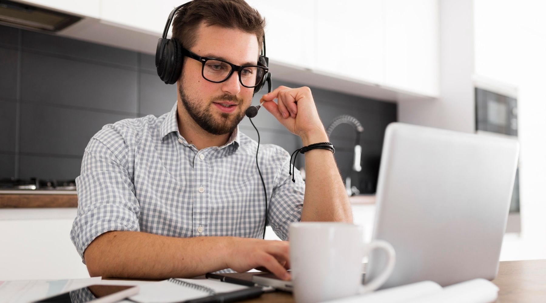 Les avantages et inconvenients a prendre des cours en ligne